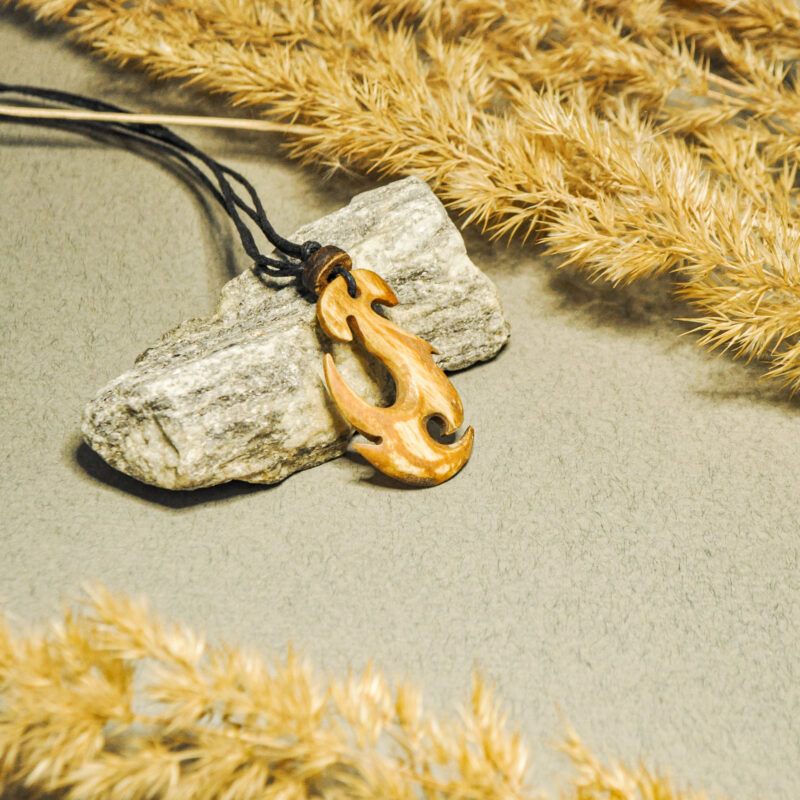 Vėrinys su kaulo pakabuku - Mažoji Indija